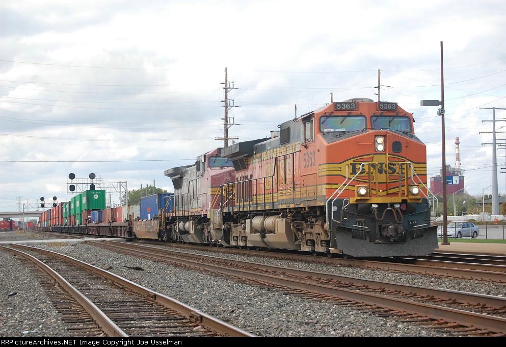 BNSF 5363